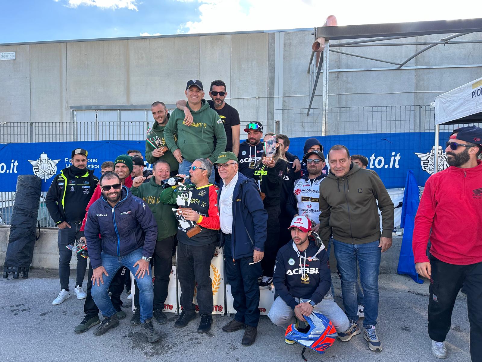 Enduro, Esordio da applausi per la FMI, l'organizzazione Black Wolf al ...