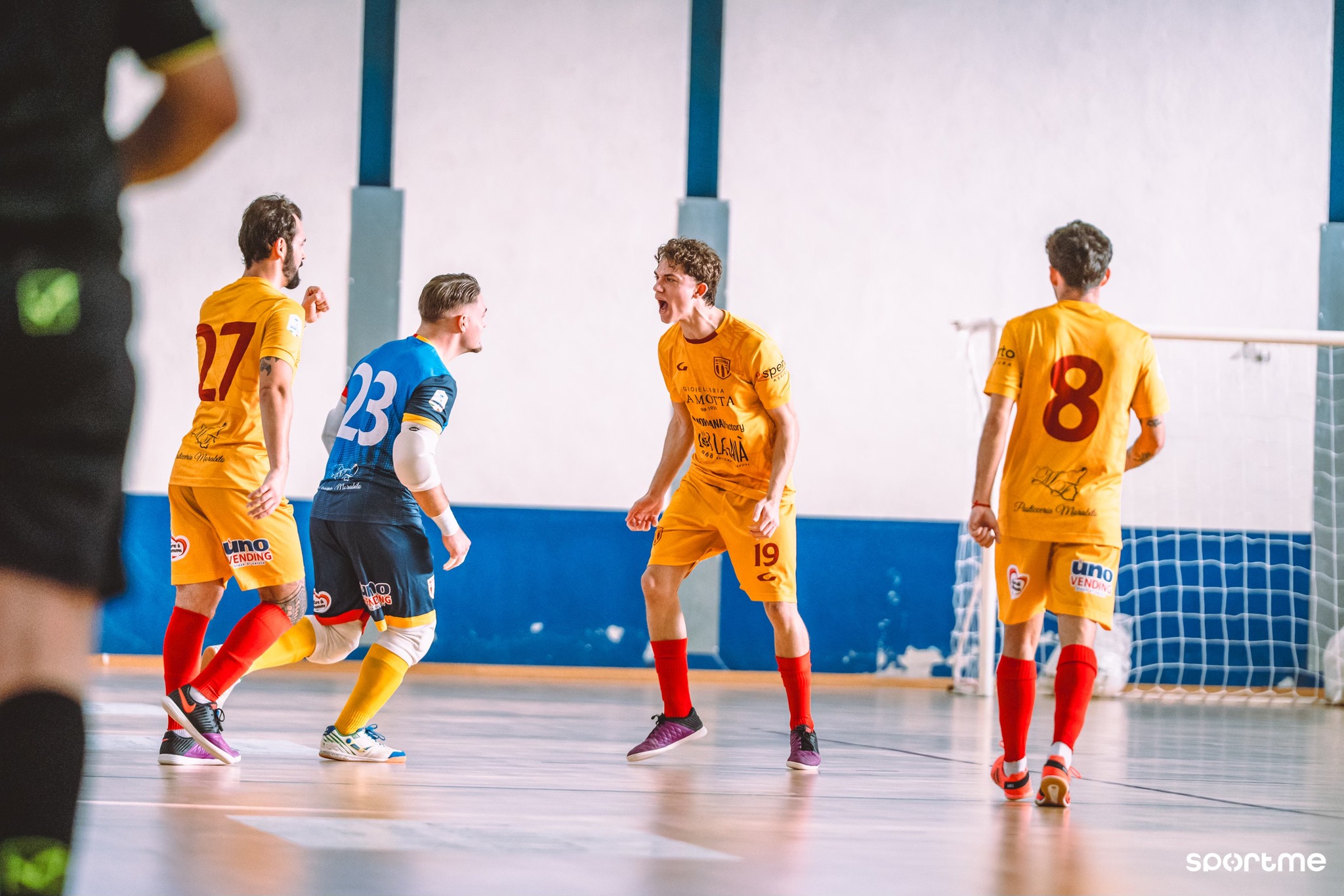 Messina Futsal, 8-3 al Marsala. E' fuga in vetta alla A2 - Sport Web ...